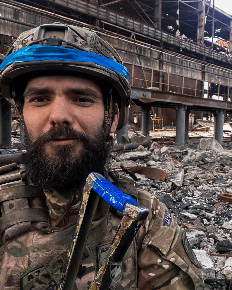 Богдан Тавр Кротевич йде з Азову і завершує службу в Силах оборони 26 ...