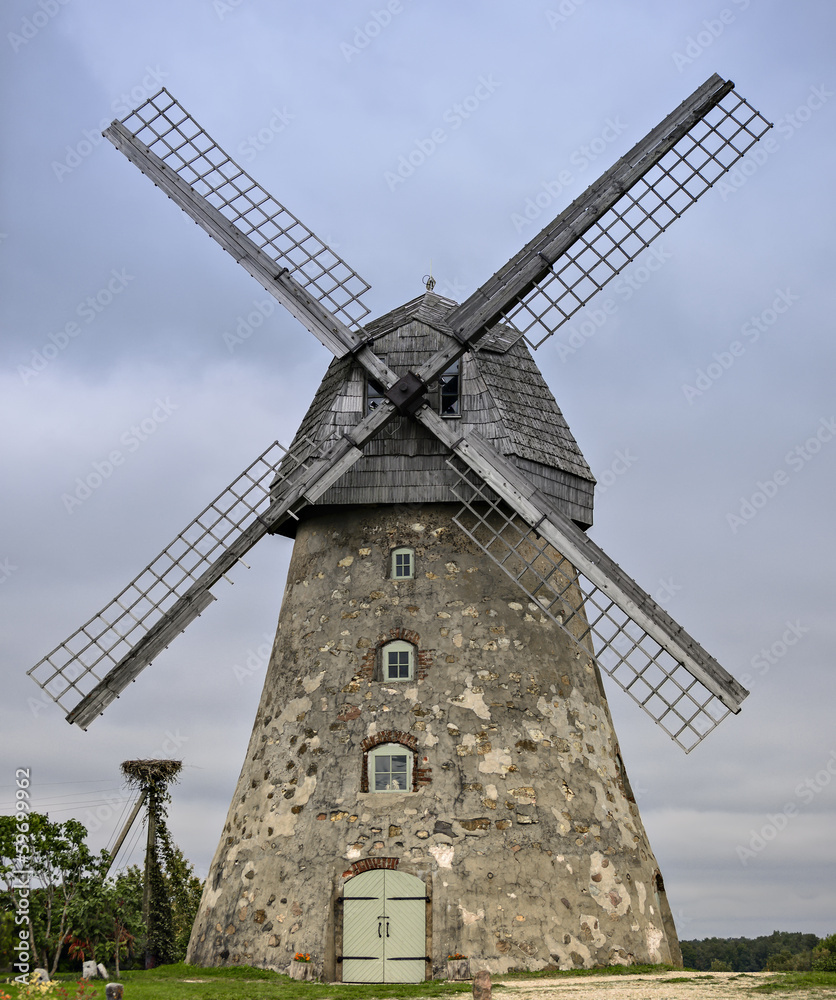 Винаходи Середньовіччя, які змінили світ - список | РБК-Україна