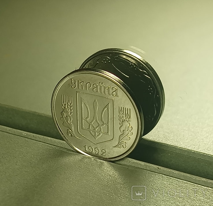 "Проста" 1 копійка може коштувати 40 тисяч. Як виглядає цінна монета ...