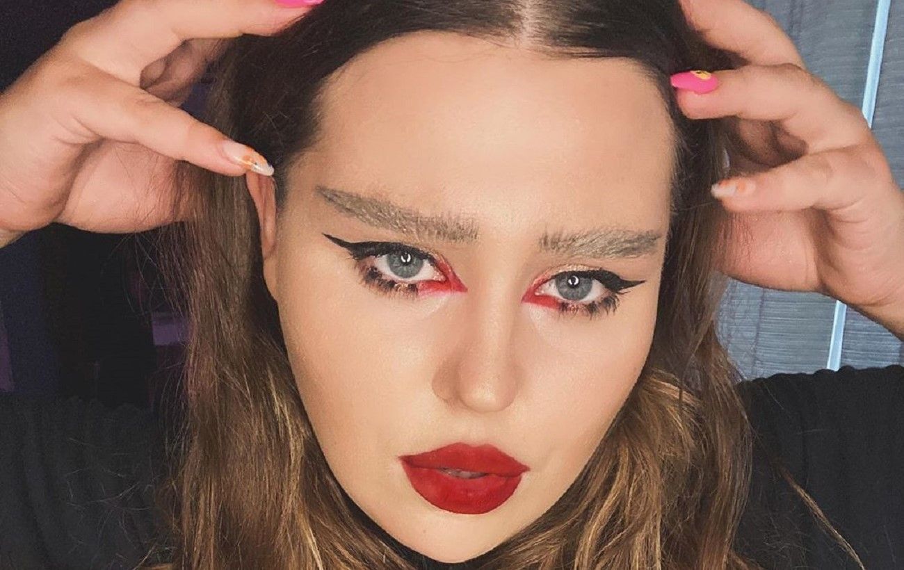 Група KAZKA представила кліп на пісню Пісня Сміливих Дівчат - відео ...