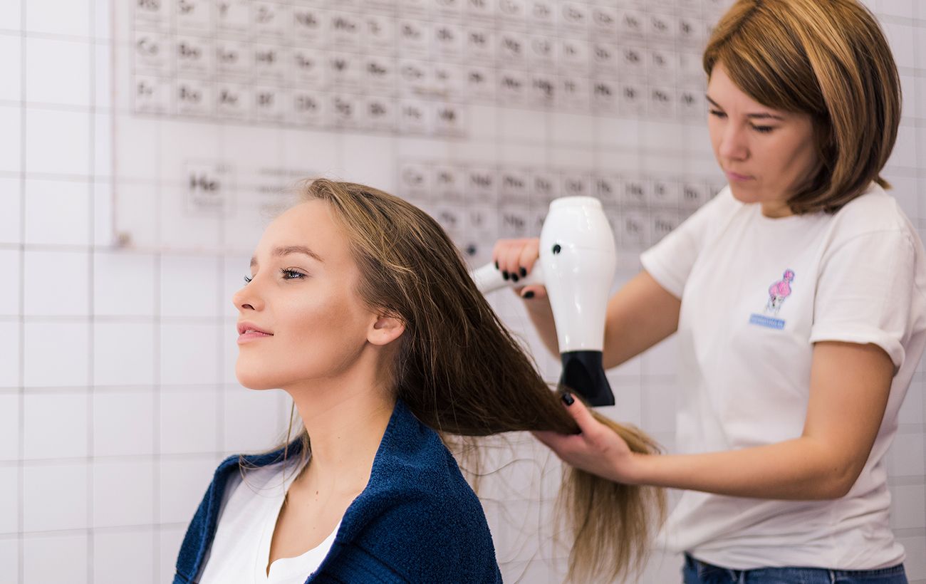 Місячний календар на березень 2023 коли не варто відвідувати перукаря РБК Україна