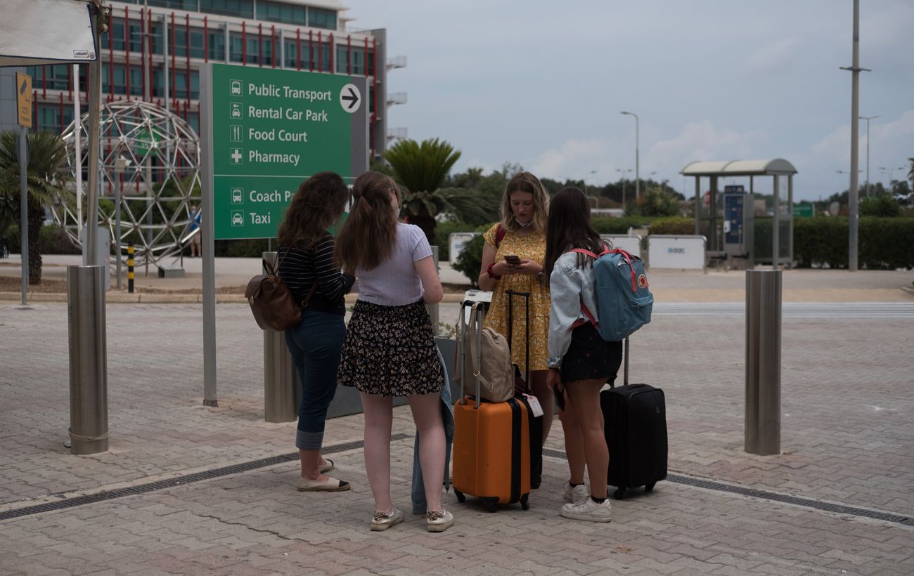 Чотири схеми шахраїв якими вони крадуть у вас гроші на відпочинку Читайте на Ukr Net