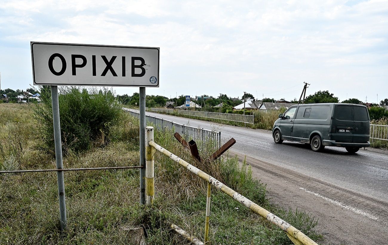 Зруйновано 80% міста. Бійці ЛСР показали, як виглядає прифронтовий Оріхів. Новини Відео-UKR.NET