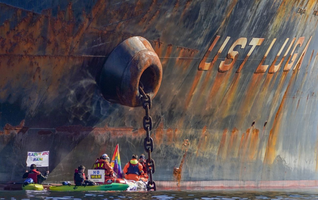 Санкції США почали діяти: танкер з російською нафтою розвернувся дорогою до Індії. Новини За ...