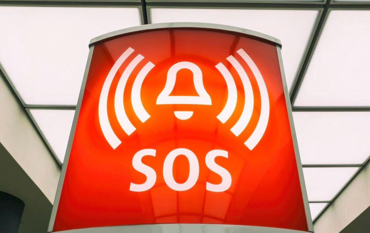 Що означає сигнал SOS - пояснення експертів | РБК-Україна