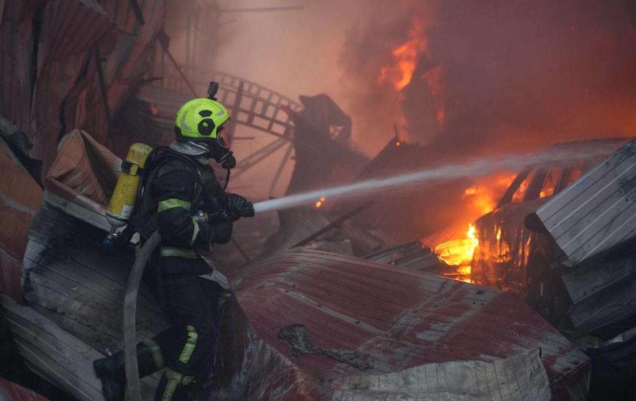 Обстріл Києва 6 квітня 2025 року - фото наслідків атаки РФ | РБК-Україна