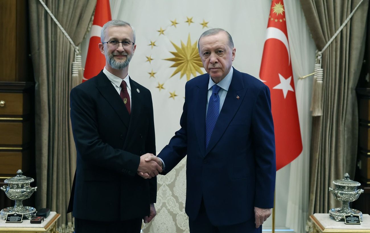 Наріман Джелял розпочав роботу послом України у Туреччині 8 липня | РБК ...