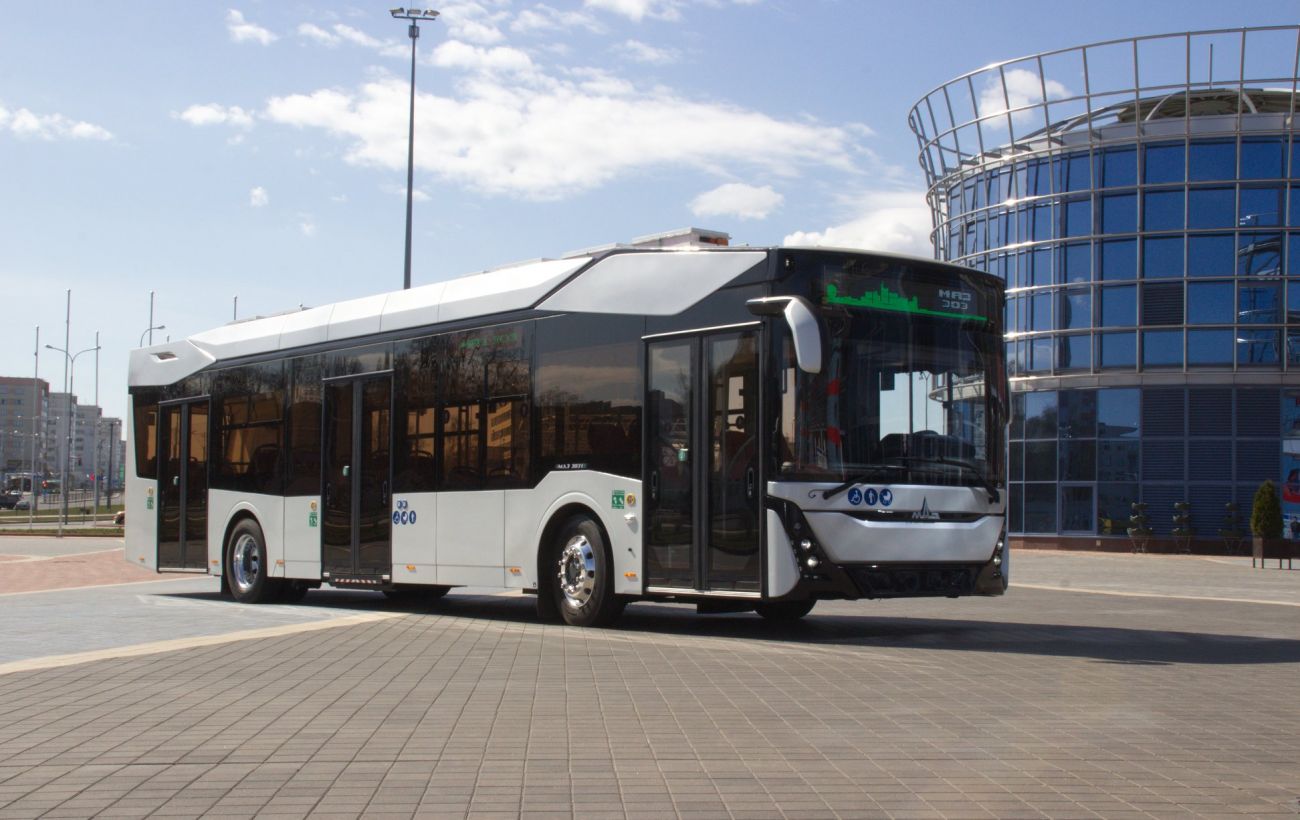 Новый электробус МАЗ-303Е с запасом хода свыше 300 км покажут в Киеве ...